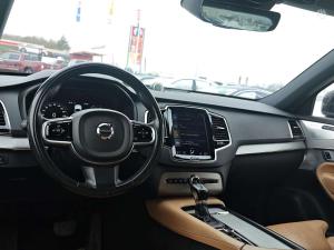 Black Volvo XC90 2015 in Vilnius, with an engine capacity of 1.97 L and mileage of 263 thousand km for 21500 €, photo 3 on AUTOMOTO.COM.LV