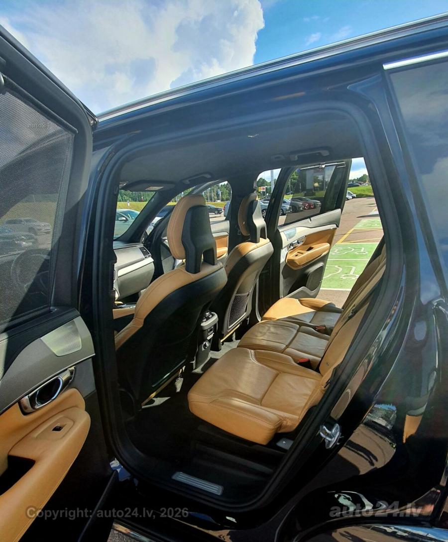 Melns Volvo XC90 2015 Tallina, ar dzinēja tilpumu 2.00 L un nobraukumu 137 tūkst. km par 25500 €, foto 8 vietnē AUTOMOTO.COM.LV