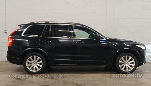 Black Volvo XC90 2015 in Tallinn, with an engine capacity of 2.00 L and mileage of 335 thousand km for 16995 €, photo 4 on AUTOMOTO.COM.LV
