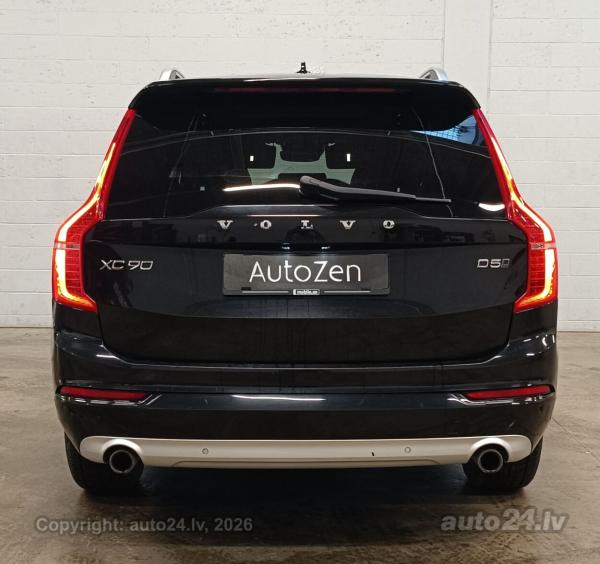 Black Volvo XC90 2015 in Tallinn, with an engine capacity of 2.00 L and mileage of 335 thousand km for 16995 €, photo 10 on AUTOMOTO.COM.LV