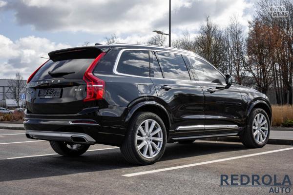 Black Volvo XC90 2015 in Kaunas, with an engine capacity of 2.00 L and mileage of 195 thousand km for 19200 €, photo 4 on AUTOMOTO.COM.LV