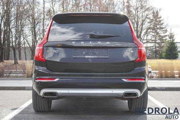 Black Volvo XC90 2015 in Kaunas, with an engine capacity of 2.00 L and mileage of 195 thousand km for 19200 €, photo 5 on AUTOMOTO.COM.LV