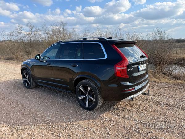 Melns Volvo XC90 2015 Tartu, ar dzinēja tilpumu 2.00 L un nobraukumu 248 tūkst. km par 23800 €, foto 3 vietnē AUTOMOTO.COM.LV