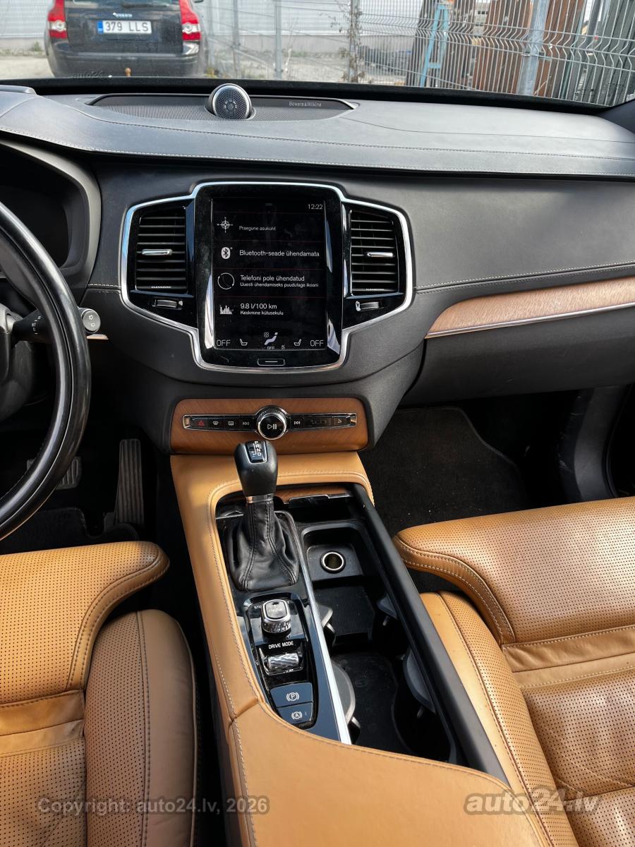 Melns Volvo XC90 2015 Tallina, ar dzinēja tilpumu 2.00 L un nobraukumu 280 tūkst. km par 31999 €, foto 9 vietnē AUTOMOTO.COM.LV