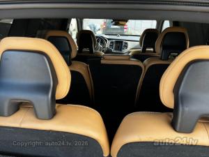 Melns Volvo XC90 2015 Tallina, ar dzinēja tilpumu 2.00 L un nobraukumu 280 tūkst. km par 31999 €, foto 20 vietnē AUTOMOTO.COM.LV