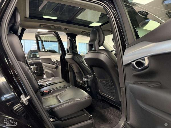Melns Volvo XC90 2015 Klaipėda, ar dzinēja tilpumu 2.00 L un nobraukumu 349 tūkst. km par 18900 €, foto 10 vietnē AUTOMOTO.COM.LV