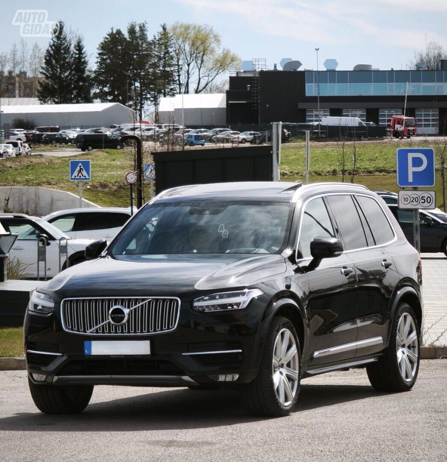 Melns Volvo XC90 2015 Viļņa, ar dzinēja tilpumu 2.00 L un nobraukumu 263 tūkst. km par 20999 €, foto 3 vietnē AUTOMOTO.COM.LV