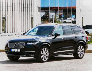 Melns Volvo XC90 2015 Viļņa, ar dzinēja tilpumu 2.00 L un nobraukumu 263 tūkst. km par 20999 €, foto 4 vietnē AUTOMOTO.COM.LV