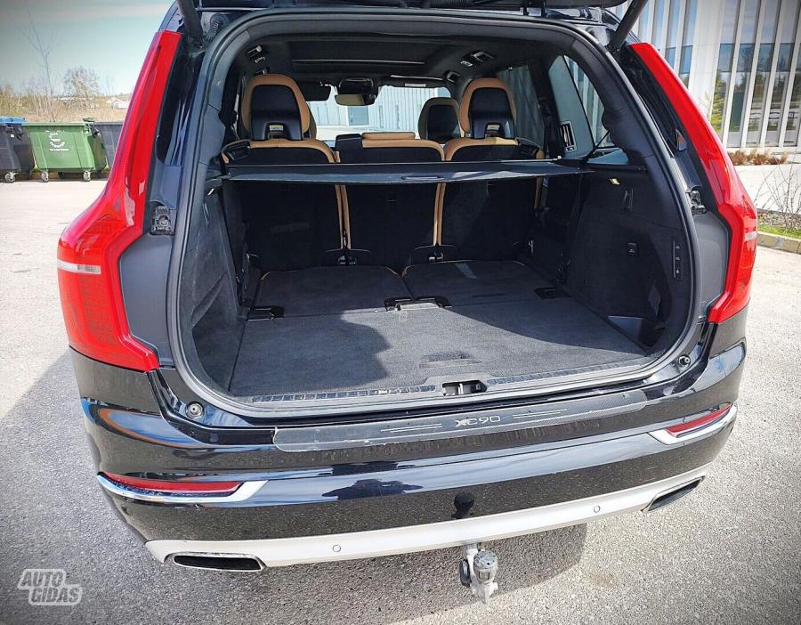 Melns Volvo XC90 2015 Viļņa, ar dzinēja tilpumu 2.00 L un nobraukumu 263 tūkst. km par 20999 €, foto 35 vietnē AUTOMOTO.COM.LV