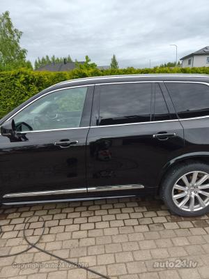 Black Volvo XC90 2015 in Tartu, with an engine capacity of 2.00 L and mileage of 220 thousand km for 19500 €, photo 3 on AUTOMOTO.COM.LV