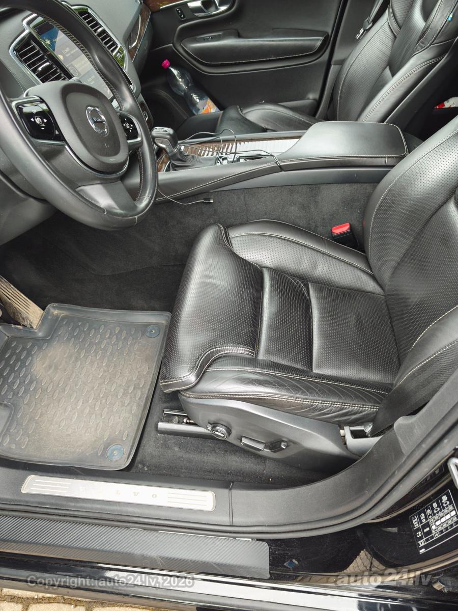 Black Volvo XC90 2015 in Tartu, with an engine capacity of 2.00 L and mileage of 220 thousand km for 19500 €, photo 13 on AUTOMOTO.COM.LV
