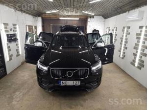 Melns Volvo XC90 2015 Jēkabpils, ar dzinēja tilpumu 2.00 L un nobraukumu 450 tūkst. km par 14900 €, foto  vietnē AUTOMOTO.COM.LV