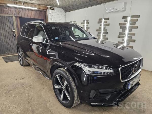 Black Volvo XC90 2015 in Jekabpils, with an engine capacity of 2.00 L and mileage of 450 thousand km for 14900 €, photo 7 on AUTOMOTO.COM.LV