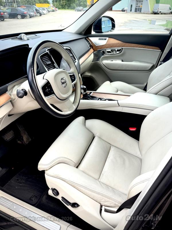 Black Volvo XC90 2015 in Tallinn, with an engine capacity of 2.00 L and mileage of 282 thousand km for 16400 €, photo 8 on AUTOMOTO.COM.LV