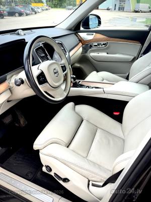 Black Volvo XC90 2015 in Tallinn, with an engine capacity of 2.00 L and mileage of 282 thousand km for 16400 €, photo 9 on AUTOMOTO.COM.LV