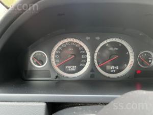 Черный Вольво ХС90 2015 в Цесис, объемом двигателя 2.40 л и пробегом 207 тыс. км за 14000 €, фото 14 на AUTOMOTO.COM.LV