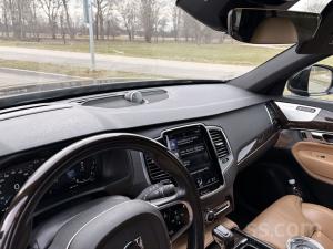 Black Volvo XC90 2015 in Riga, with an engine capacity of 2.00 L and mileage of 338 thousand km for 16000 €, photo 9 on AUTOMOTO.COM.LV