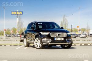 Melns Volvo XC90 2015 Rīga, ar dzinēja tilpumu 2.00 L un nobraukumu 342 tūkst. km par 15590 €, foto 3 vietnē AUTOMOTO.COM.LV
