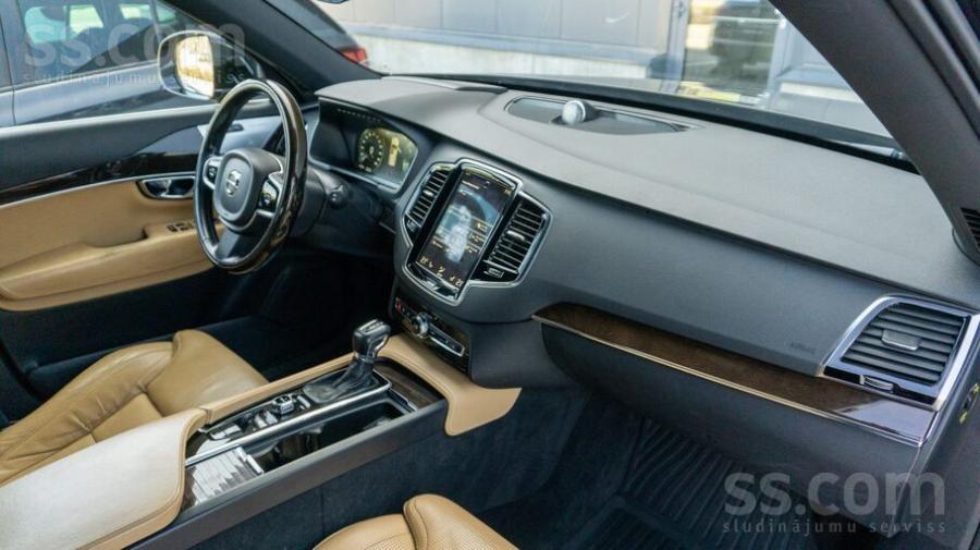Melns Volvo XC90 2015 Rīga, ar dzinēja tilpumu 2.00 L un nobraukumu 342 tūkst. km par 15590 €, foto 11 vietnē AUTOMOTO.COM.LV