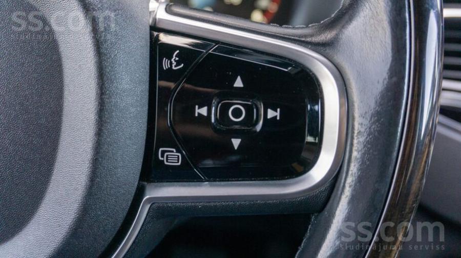 Melns Volvo XC90 2015 Rīga, ar dzinēja tilpumu 2.00 L un nobraukumu 342 tūkst. km par 15590 €, foto 18 vietnē AUTOMOTO.COM.LV