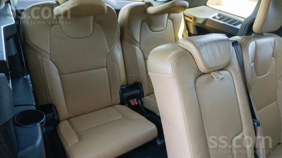 Melns Volvo XC90 2015 Rīga, ar dzinēja tilpumu 2.00 L un nobraukumu 342 tūkst. km par 15590 €, foto 28 vietnē AUTOMOTO.COM.LV
