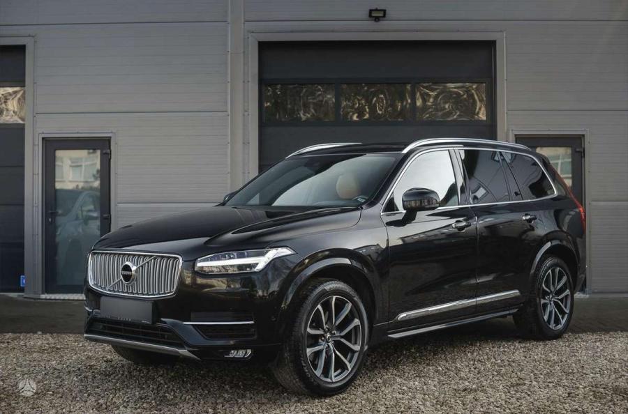 Black Volvo XC90 2015 in Kaunas, with an engine capacity of 1.97 L and mileage of 261 thousand km for 20500 €, photo 1 on AUTOMOTO.COM.LV