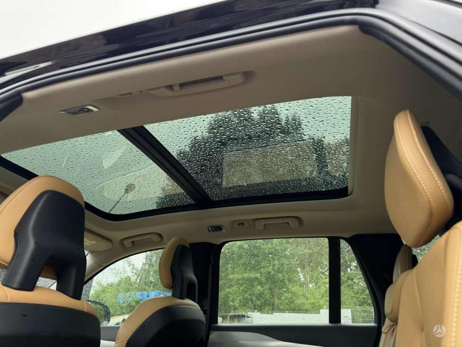 Melns Volvo XC90 2015 Alīta, ar dzinēja tilpumu 2.00 L un nobraukumu 312 tūkst. km par 15600 €, foto 13 vietnē AUTOMOTO.COM.LV