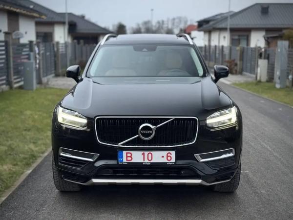 Melns Volvo XC90 2015 Jelgava, ar dzinēja tilpumu 2.00 L un nobraukumu 300 tūkst. km par 19900 €, foto 4 vietnē AUTOMOTO.COM.LV