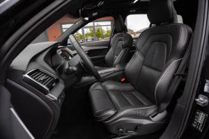Melns Volvo XC90 2015 Jelgava, ar dzinēja tilpumu 2.00 L un nobraukumu 235 tūkst. km par 21950 €, foto 11 vietnē AUTOMOTO.COM.LV