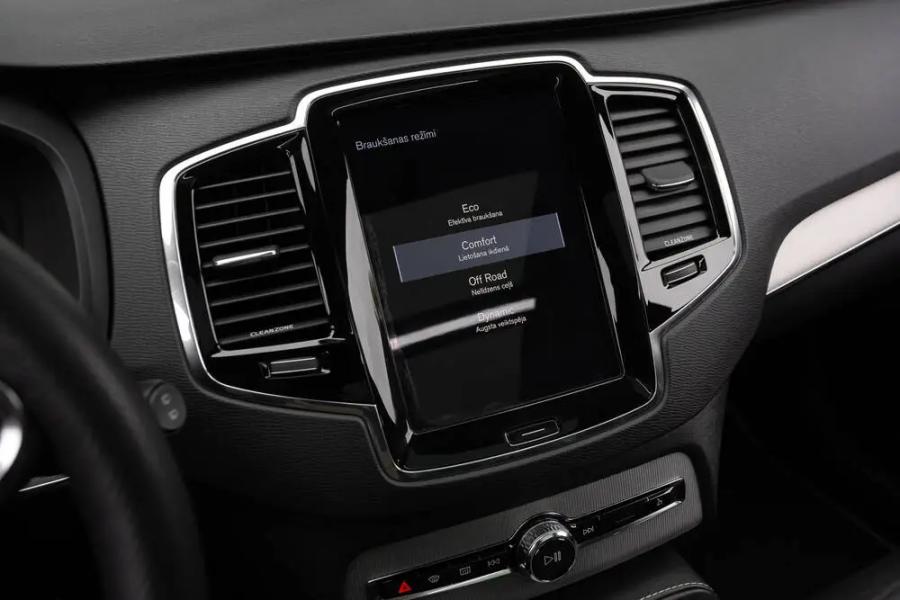 Melns Volvo XC90 2015 Jelgava, ar dzinēja tilpumu 2.00 L un nobraukumu 235 tūkst. km par 21950 €, foto 20 vietnē AUTOMOTO.COM.LV