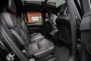 Melns Volvo XC90 2015 Jelgava, ar dzinēja tilpumu 2.00 L un nobraukumu 235 tūkst. km par 21950 €, foto 26 vietnē AUTOMOTO.COM.LV