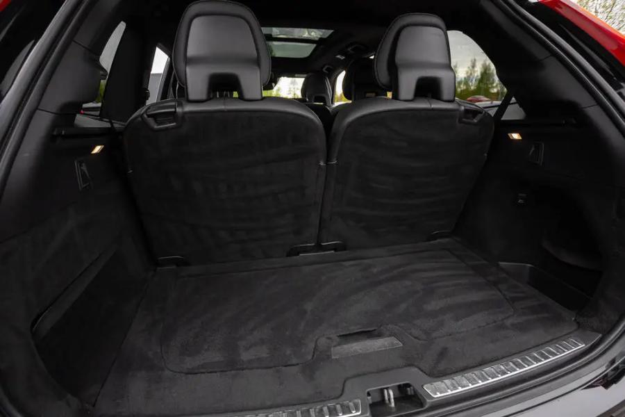 Melns Volvo XC90 2015 Jelgava, ar dzinēja tilpumu 2.00 L un nobraukumu 235 tūkst. km par 21950 €, foto 30 vietnē AUTOMOTO.COM.LV