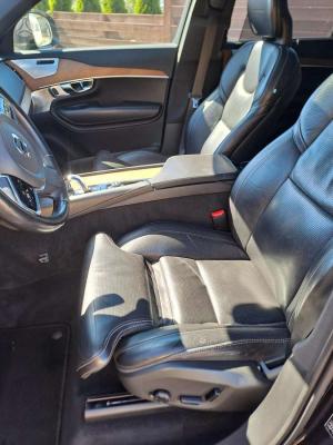 Melns Volvo XC90 2015 Klaipėda, ar dzinēja tilpumu 1.97 L un nobraukumu 258 tūkst. km par 20500 €, foto 16 vietnē AUTOMOTO.COM.LV