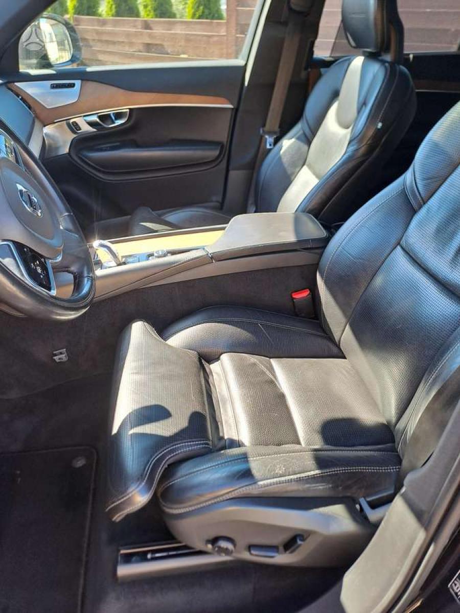 Melns Volvo XC90 2015 Klaipėda, ar dzinēja tilpumu 1.97 L un nobraukumu 258 tūkst. km par 20500 €, foto 16 vietnē AUTOMOTO.COM.LV