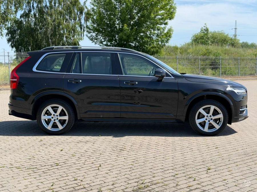 Melns Volvo XC90 2015 Marijampole, ar dzinēja tilpumu 1.97 L un nobraukumu 306 tūkst. km par 15200 €, foto 9 vietnē AUTOMOTO.COM.LV
