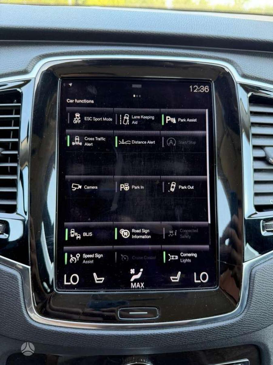 Melns Volvo XC90 2015 Marijampole, ar dzinēja tilpumu 1.97 L un nobraukumu 306 tūkst. km par 15200 €, foto 14 vietnē AUTOMOTO.COM.LV