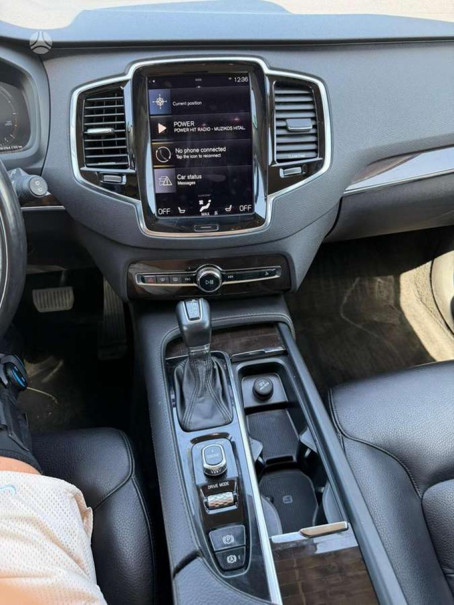 Melns Volvo XC90 2015 Marijampole, ar dzinēja tilpumu 1.97 L un nobraukumu 306 tūkst. km par 15200 €, foto 18 vietnē AUTOMOTO.COM.LV