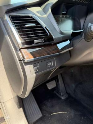 Melns Volvo XC90 2015 Marijampole, ar dzinēja tilpumu 1.97 L un nobraukumu 306 tūkst. km par 15200 €, foto 20 vietnē AUTOMOTO.COM.LV