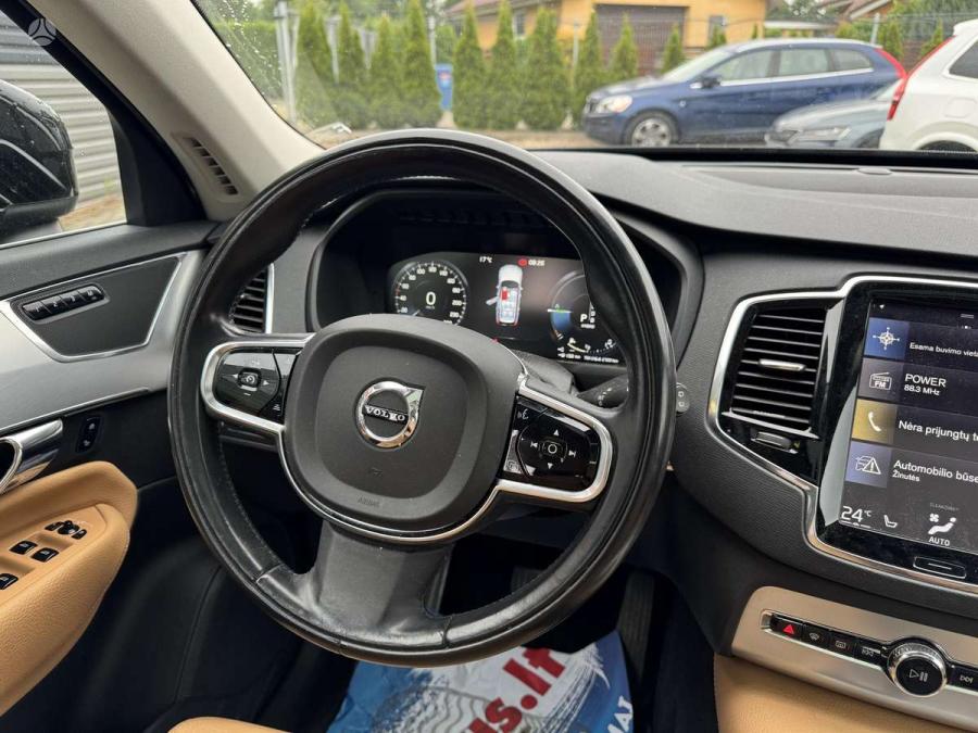 Black Volvo XC90 2015 in Alytus, with an engine capacity of 2.00 L and mileage of 312 thousand km for 15950 €, photo 14 on AUTOMOTO.COM.LV