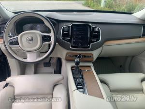 Melns Volvo XC90 2015 Tartu, ar dzinēja tilpumu 2.00 L un nobraukumu 284 tūkst. km par 18500 €, foto 8 vietnē AUTOMOTO.COM.LV