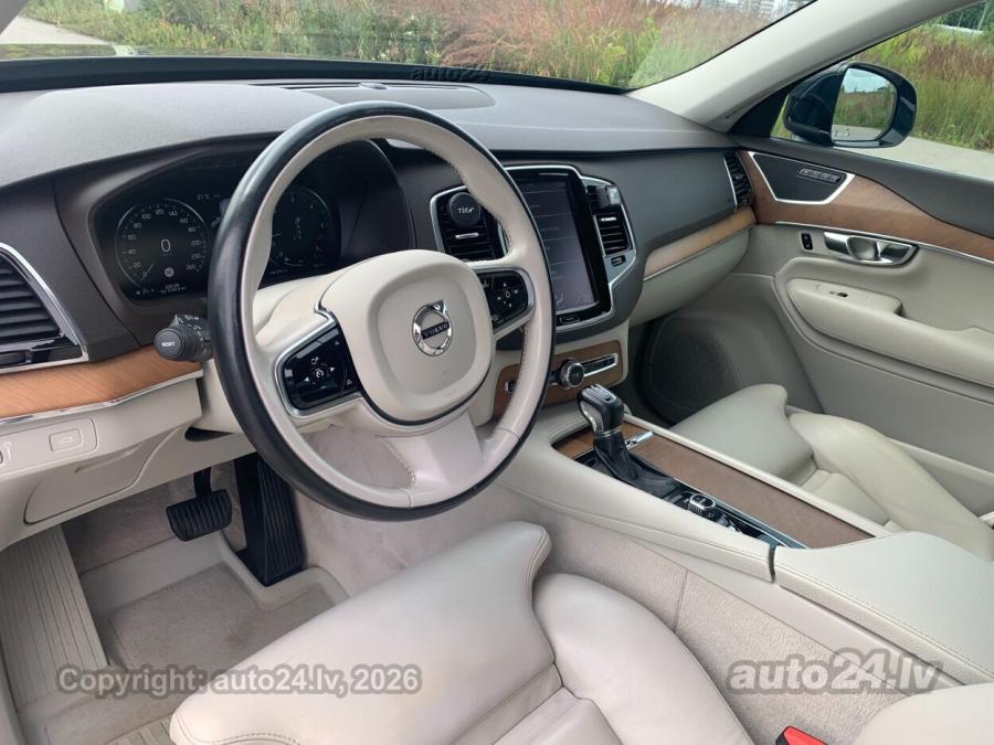 Melns Volvo XC90 2015 Tartu, ar dzinēja tilpumu 2.00 L un nobraukumu 284 tūkst. km par 18500 €, foto 9 vietnē AUTOMOTO.COM.LV