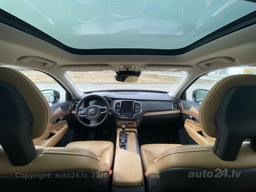 Black Volvo XC90 2015 in Tallinn, with an engine capacity of 2.00 L and mileage of 298 thousand km for 16500 €, photo 10 on AUTOMOTO.COM.LV