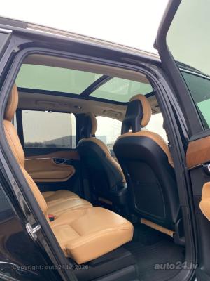 Black Volvo XC90 2015 in Tallinn, with an engine capacity of 2.00 L and mileage of 298 thousand km for 16500 €, photo 13 on AUTOMOTO.COM.LV