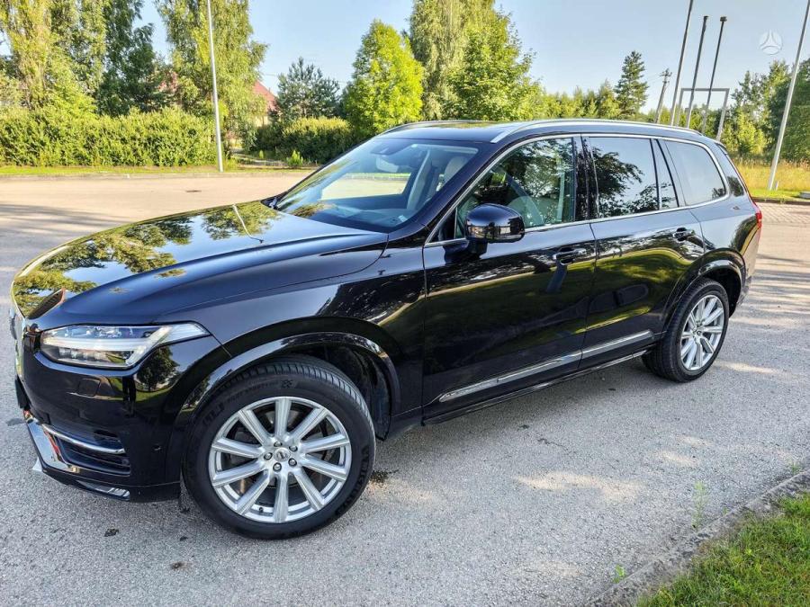 Melns Volvo XC90 2015 Tauragė, ar dzinēja tilpumu 2.00 L un nobraukumu 300 tūkst. km par 17400 €, foto 3 vietnē AUTOMOTO.COM.LV