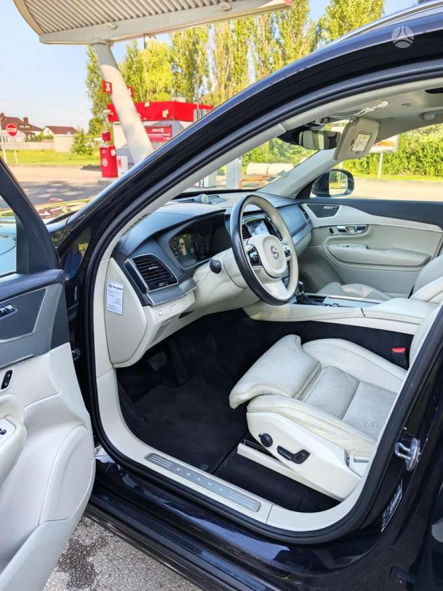 Melns Volvo XC90 2015 Tauragė, ar dzinēja tilpumu 2.00 L un nobraukumu 300 tūkst. km par 17400 €, foto 12 vietnē AUTOMOTO.COM.LV