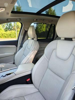 Melns Volvo XC90 2015 Tauragė, ar dzinēja tilpumu 2.00 L un nobraukumu 300 tūkst. km par 17400 €, foto 15 vietnē AUTOMOTO.COM.LV