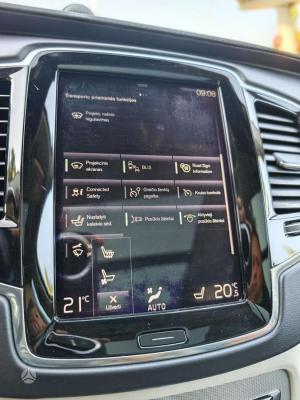 Melns Volvo XC90 2015 Tauragė, ar dzinēja tilpumu 2.00 L un nobraukumu 300 tūkst. km par 17400 €, foto 33 vietnē AUTOMOTO.COM.LV
