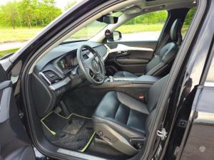 Black Volvo XC90 2015 in Panevezys, with an engine capacity of 1.97 L and mileage of 292 thousand km for 18800 €, photo 11 on AUTOMOTO.COM.LV