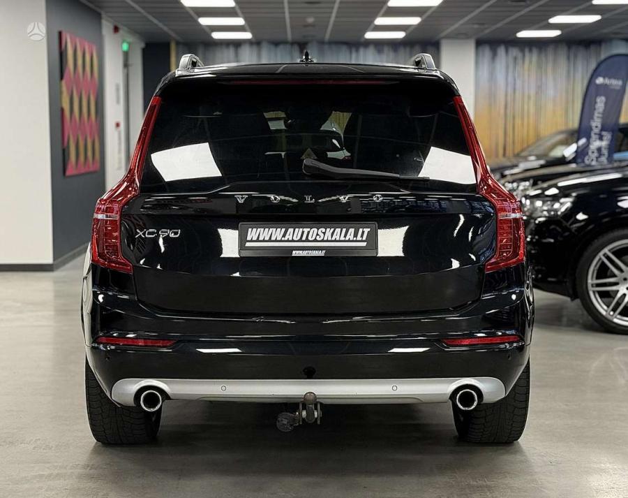 Melns Volvo XC90 2015 Klaipėda, ar dzinēja tilpumu 1.97 L un nobraukumu 349 tūkst. km par 18900 €, foto 6 vietnē AUTOMOTO.COM.LV
