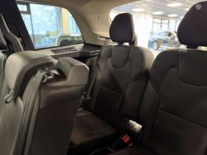 Melns Volvo XC90 2015 Klaipėda, ar dzinēja tilpumu 1.97 L un nobraukumu 349 tūkst. km par 18900 €, foto 20 vietnē AUTOMOTO.COM.LV